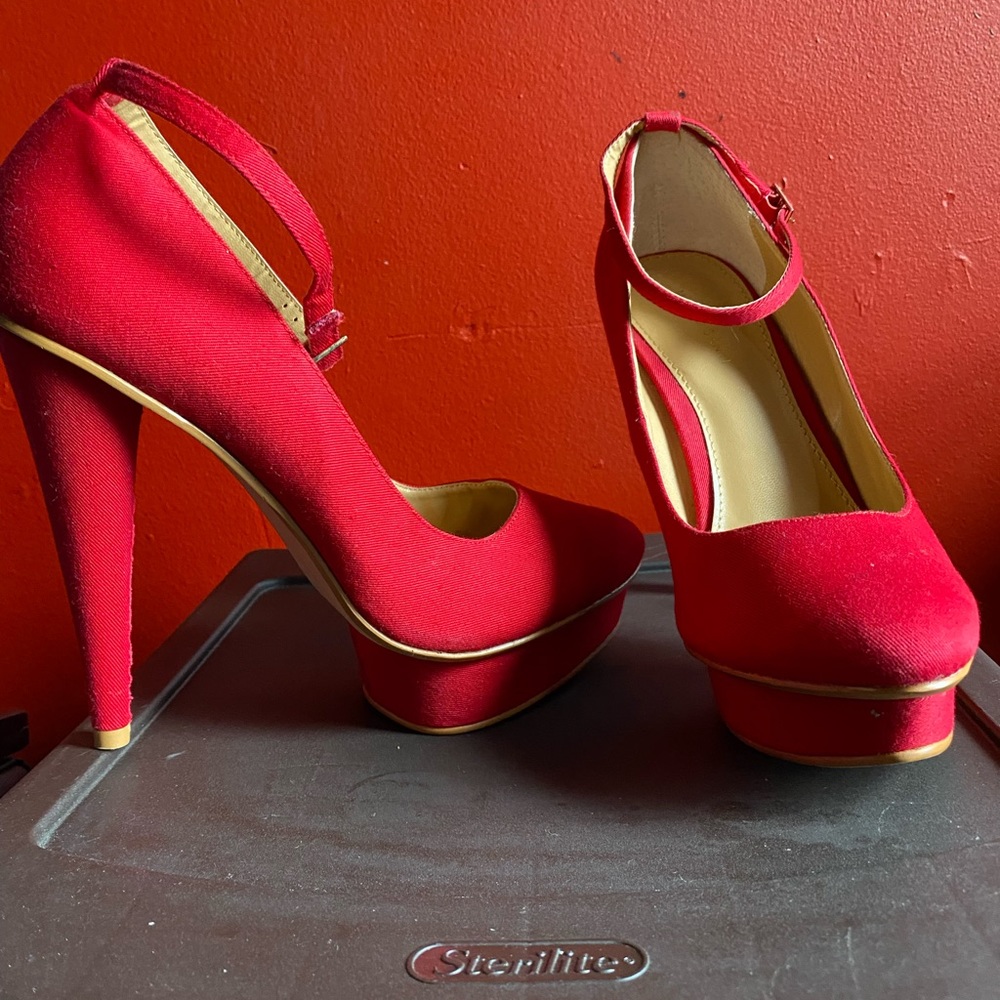 Red Platform Heels - Gem